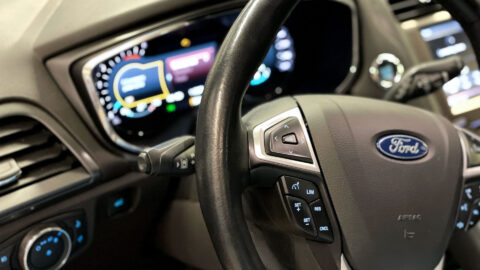 Hva betyr varsellampene i bilen? | Bilservice